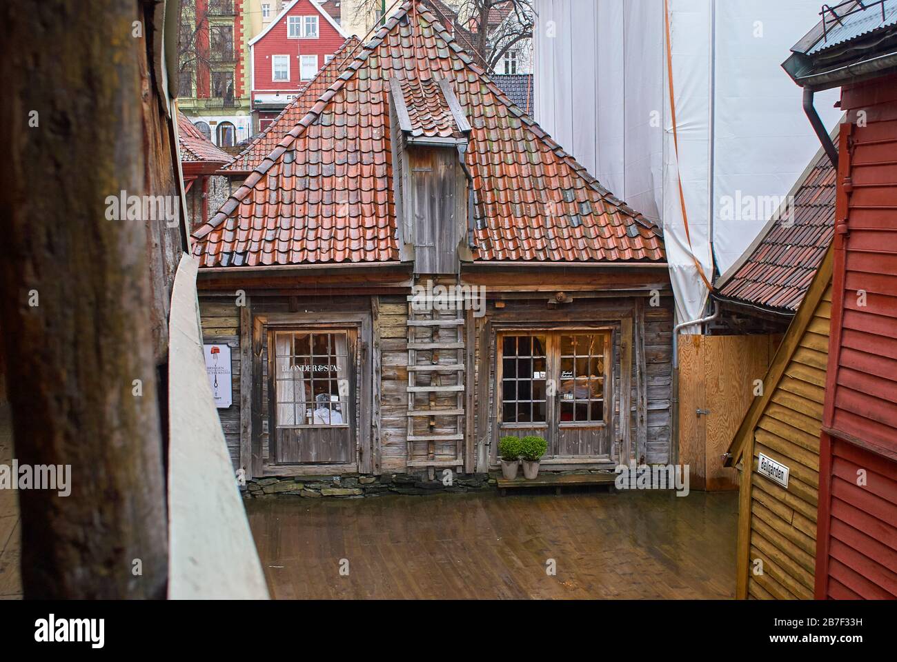 Hanseatic quarter bryggen in bergen hi-res stock photography and images ...