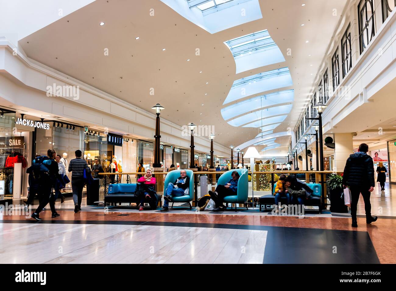 Westfield arkadia shopping mall sign hi-res stock photography and ...
