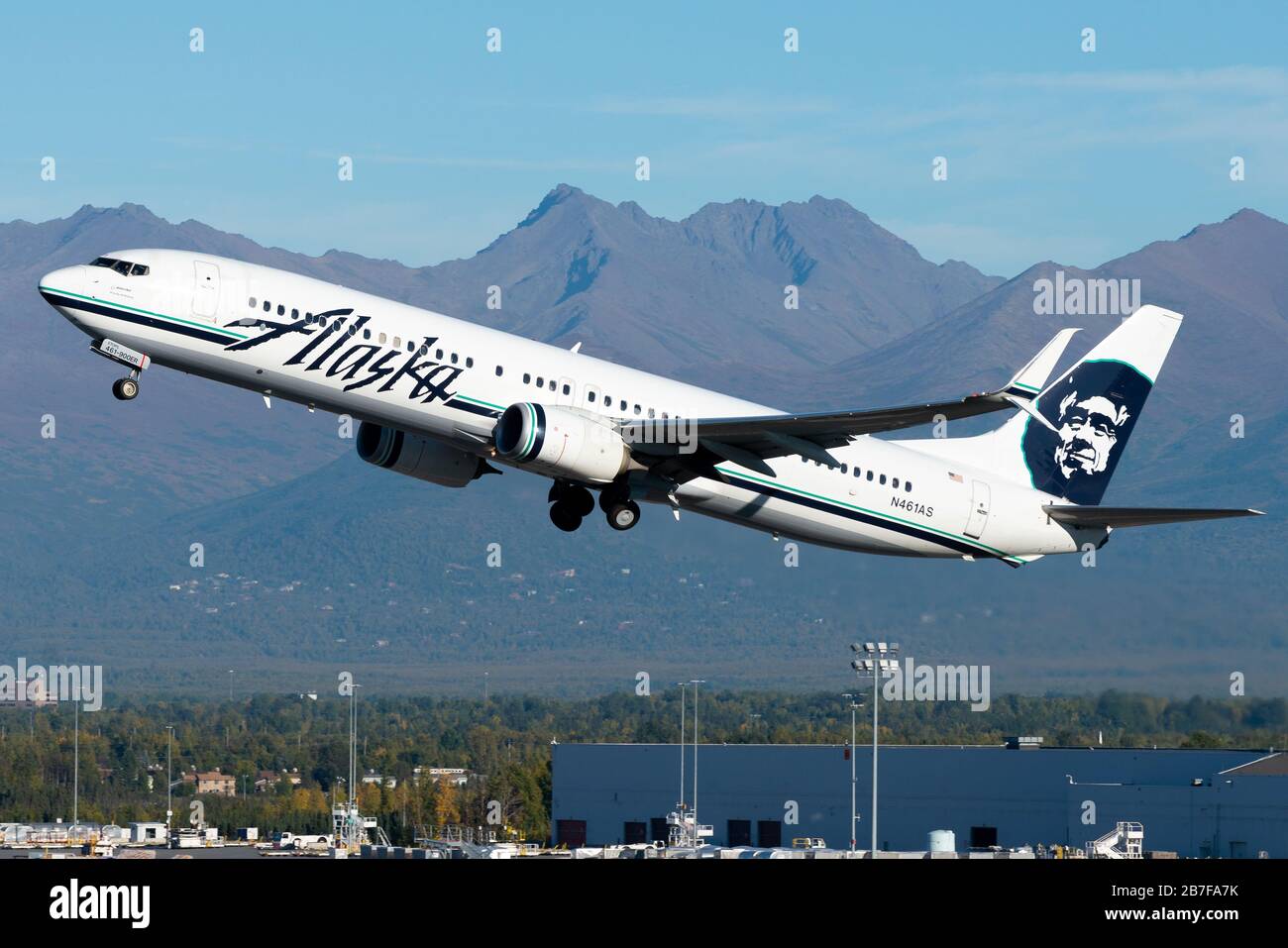 Alaska airlines old livery hi-res stock photography and images - Alamy