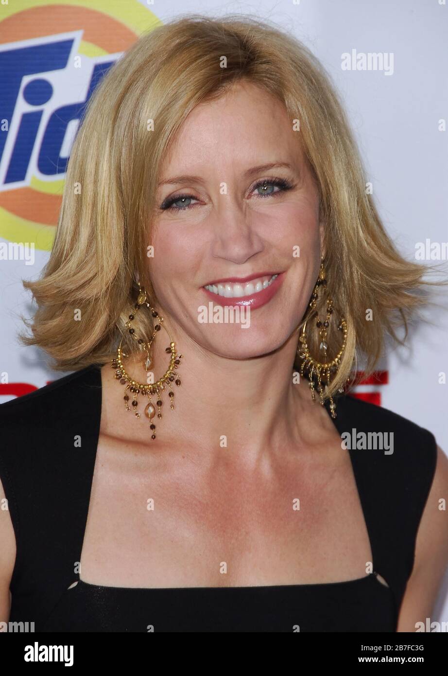 Felicity Huffman at the Desperate Housewives: Extra Juicy Edition ...