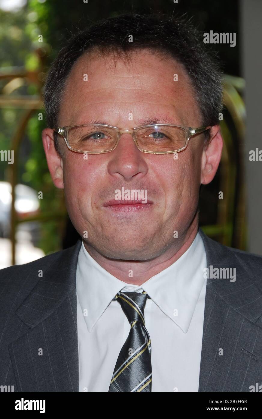 Bill Condon at the 2006 HFPA Annual Installation Luncheon held at the ...