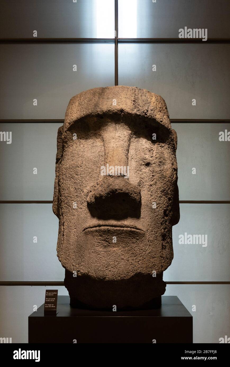 Moai stone sculptures hi-res stock photography and images - Alamy
