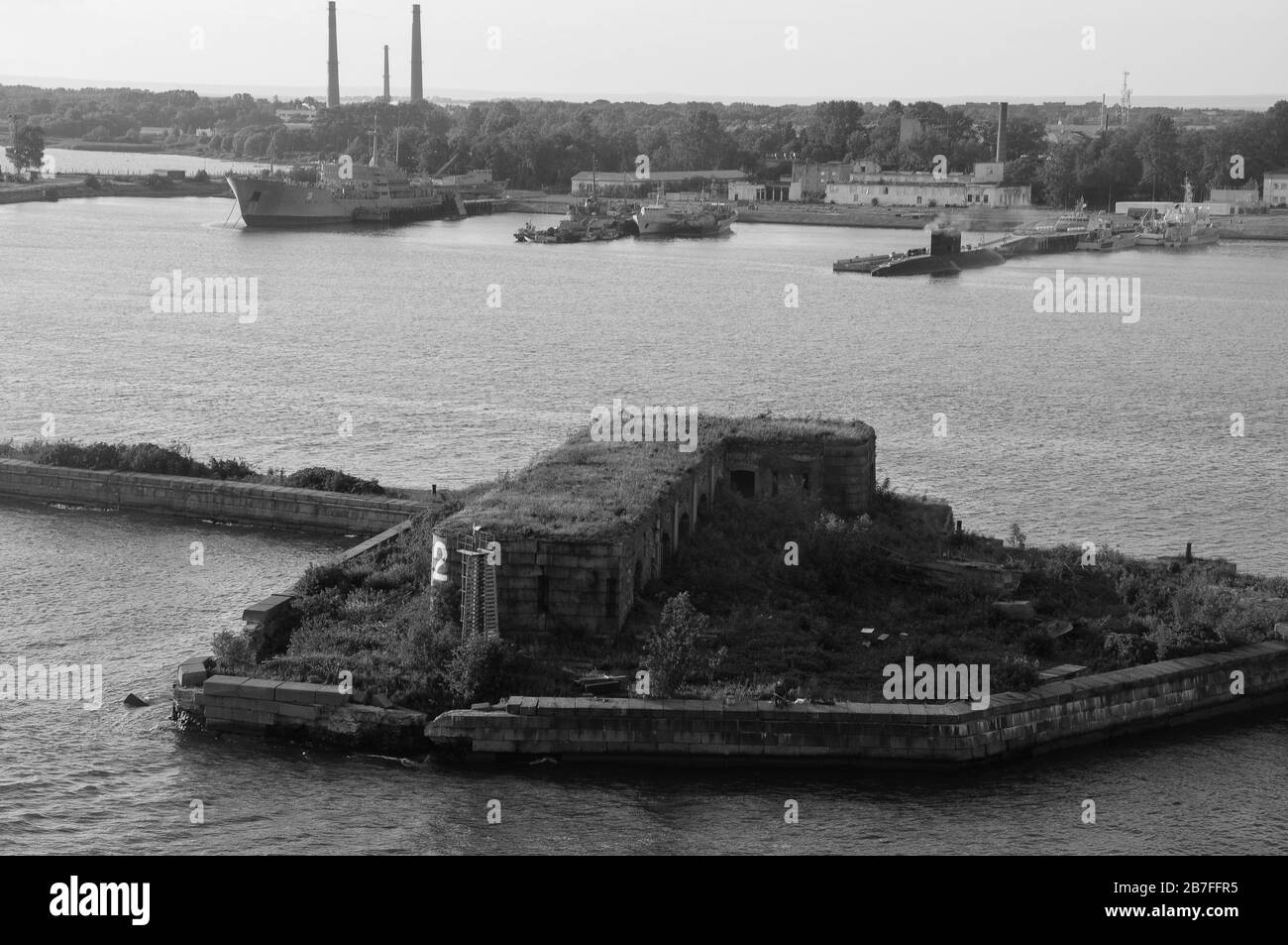 Kronstadt fort Black and White Stock Photos & Images - Alamy