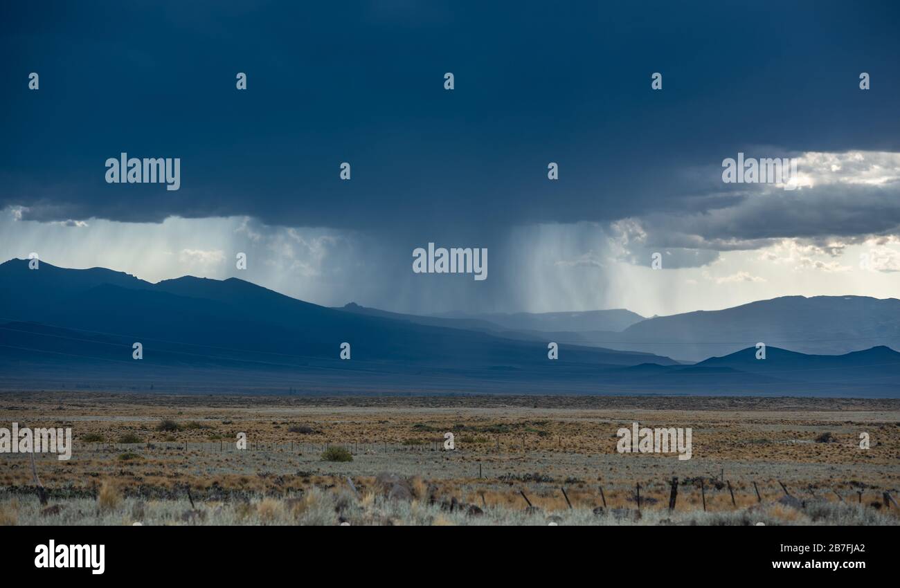Heavy rain mountain hi-res stock photography and images - Alamy