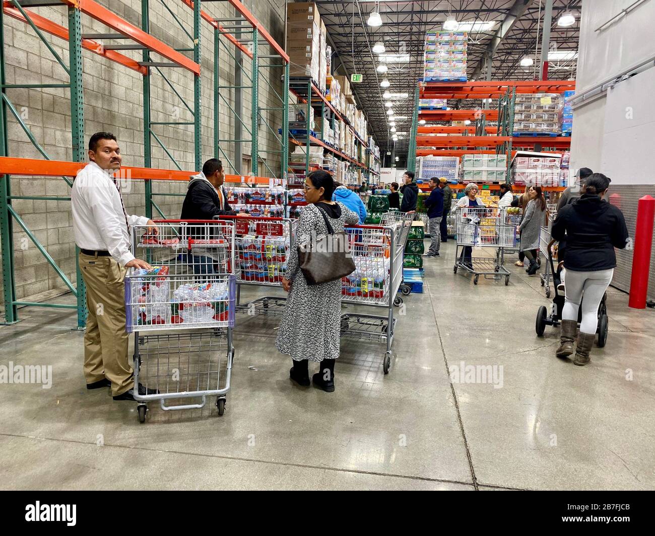 Costco pack hi-res stock photography and images - Alamy