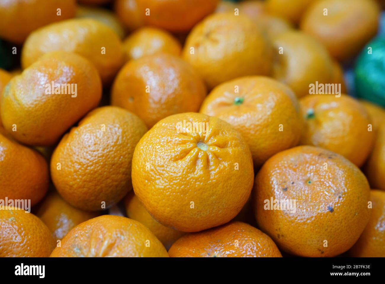 fresh mandarin on farm market Stock Photo - Alamy