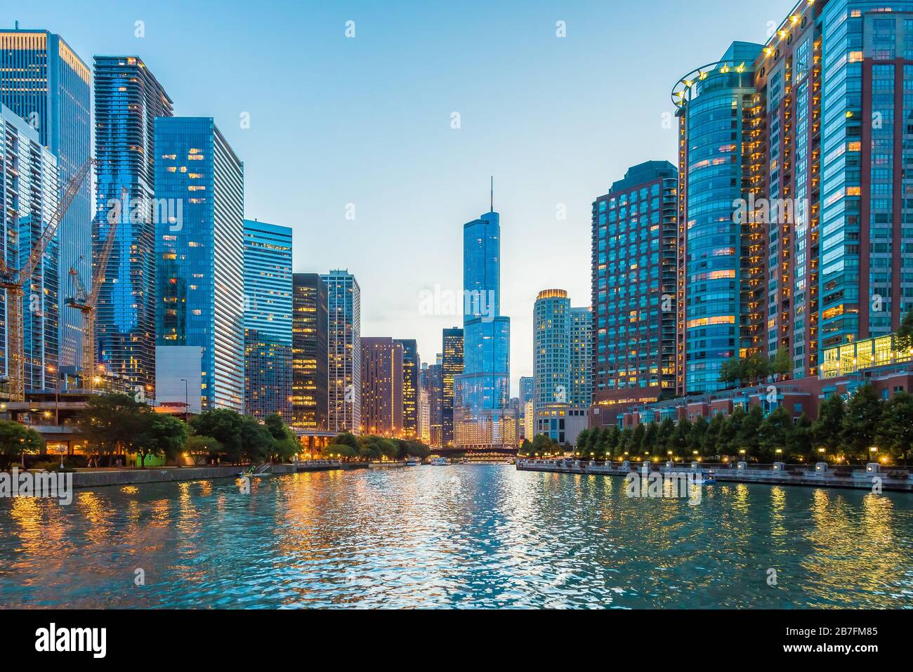 Beautiful view of skyline chicago river canal in Chicago Illinois USA ...