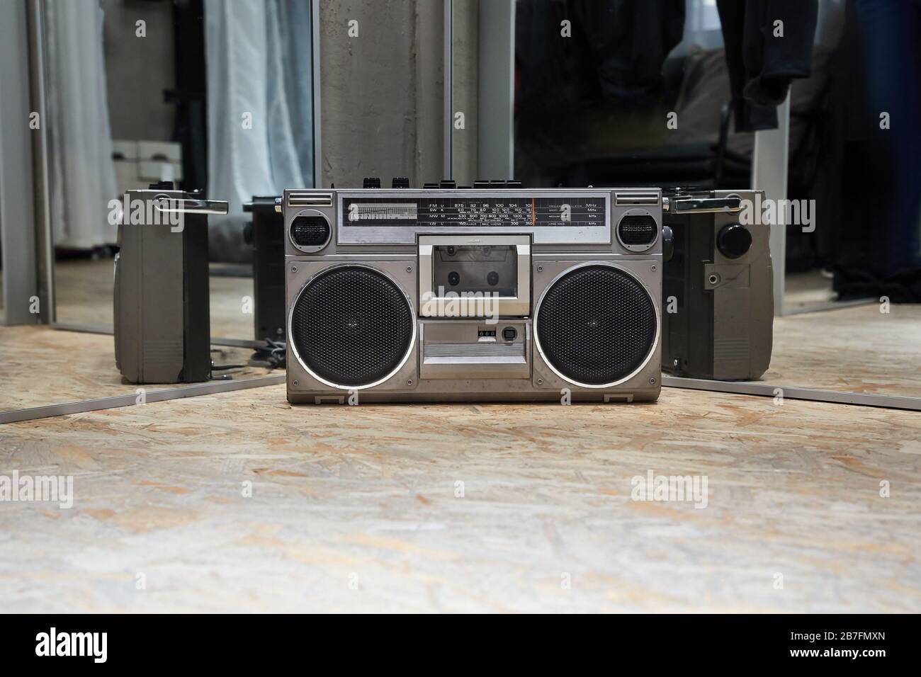 Ghetto blaster hi-res stock photography and images - Alamy