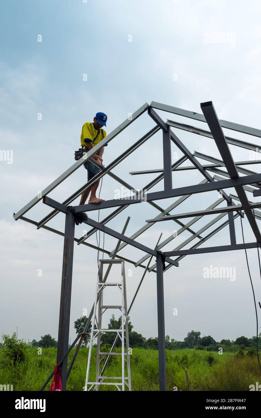 Without safety working construction site hi-res stock photography and ...