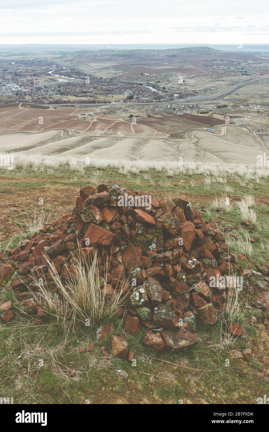 Vertical shot pile rocks hi-res stock photography and images - Alamy