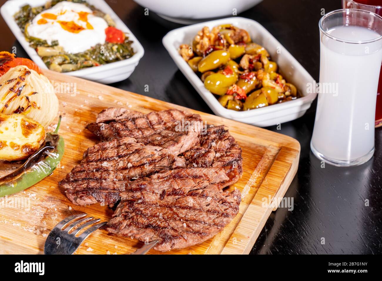 Medium Roasted T-Bone Steak stock photo Stock Photo - Alamy
