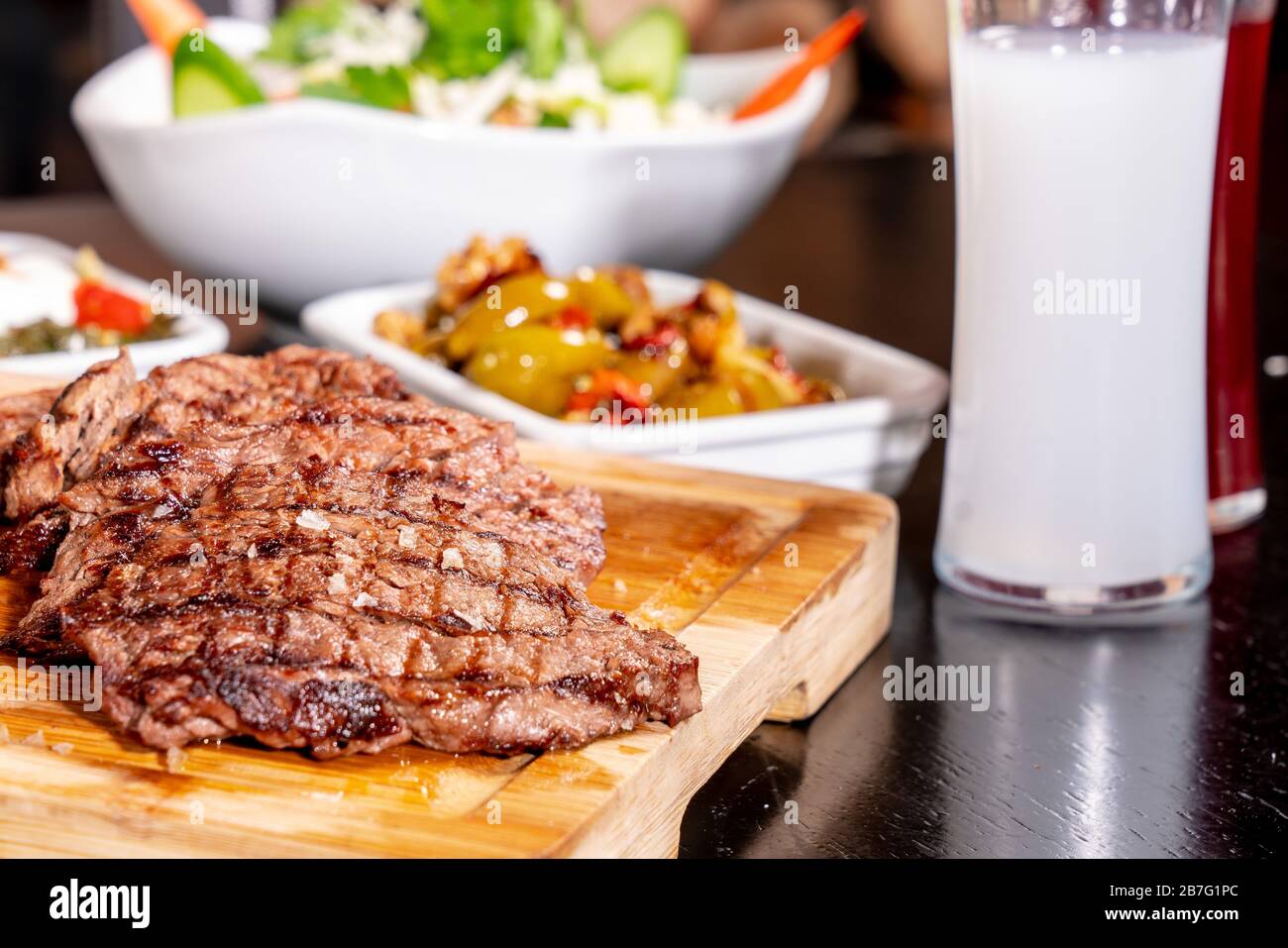 Medium Roasted T-Bone Steak stock photo Stock Photo - Alamy