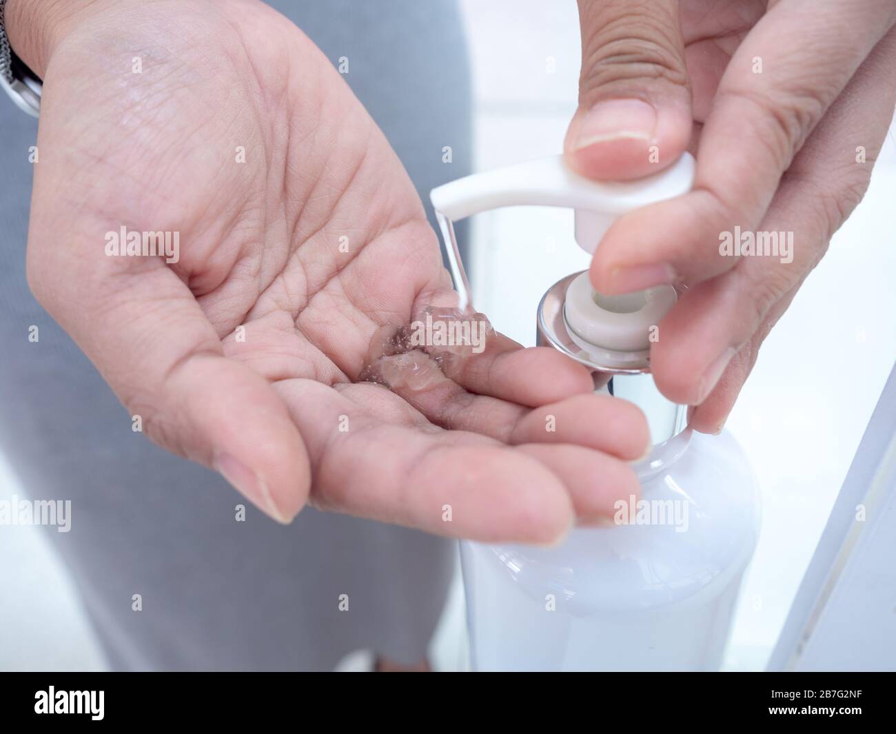 Alcohol hand gel hi-res stock photography and images - Alamy