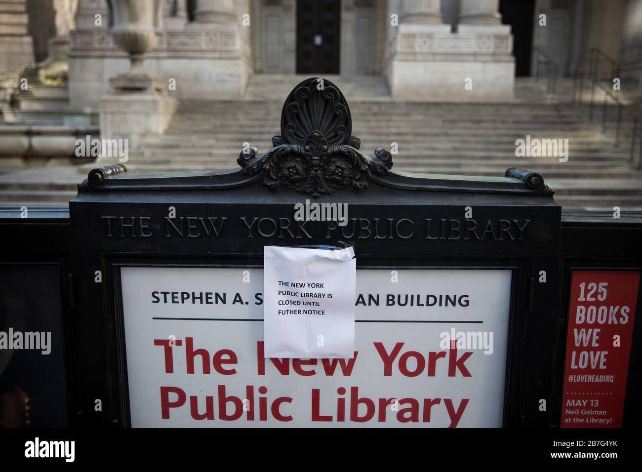 Library closing hi-res stock photography and images - Alamy