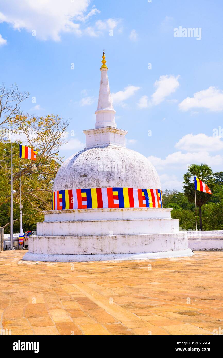 Sri Lanka Ceylon Cultural Triangle Anuradhapura Mahaseya Ruwanwelisaya ...