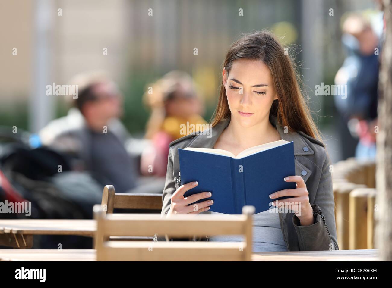 Place to read a book hi-res stock photography and images - Alamy