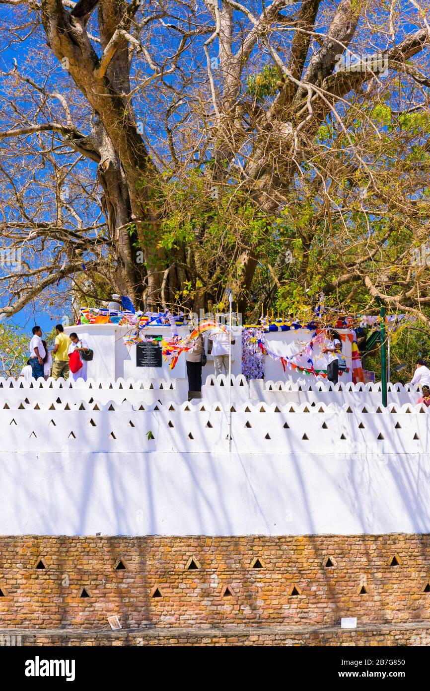 Sri Lanka Kandy Sinhala Central Province ancient capital Nàtha Devàla ...