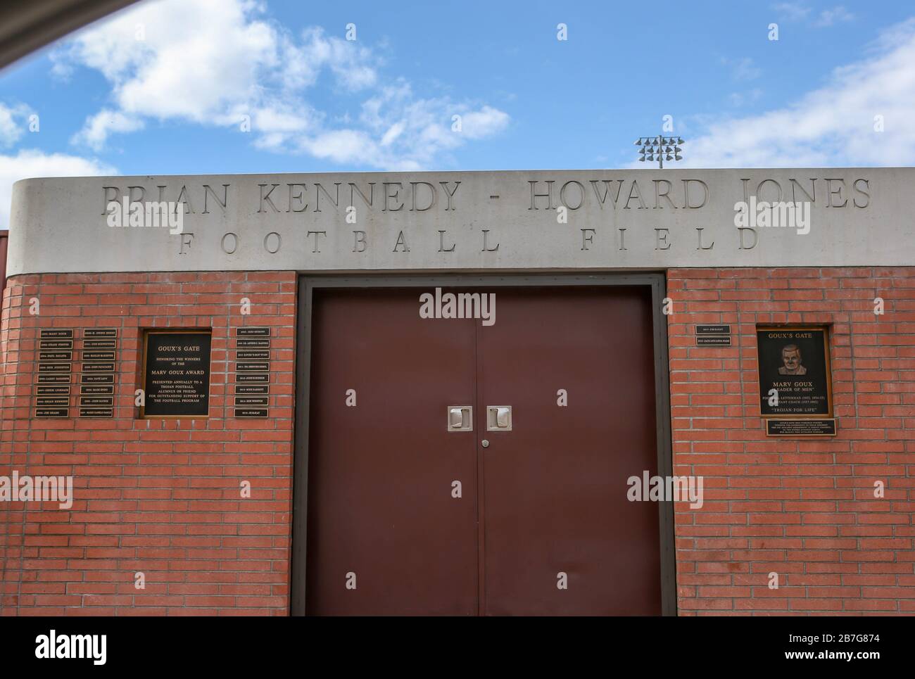 Howard jones usc hi-res stock photography and images - Alamy