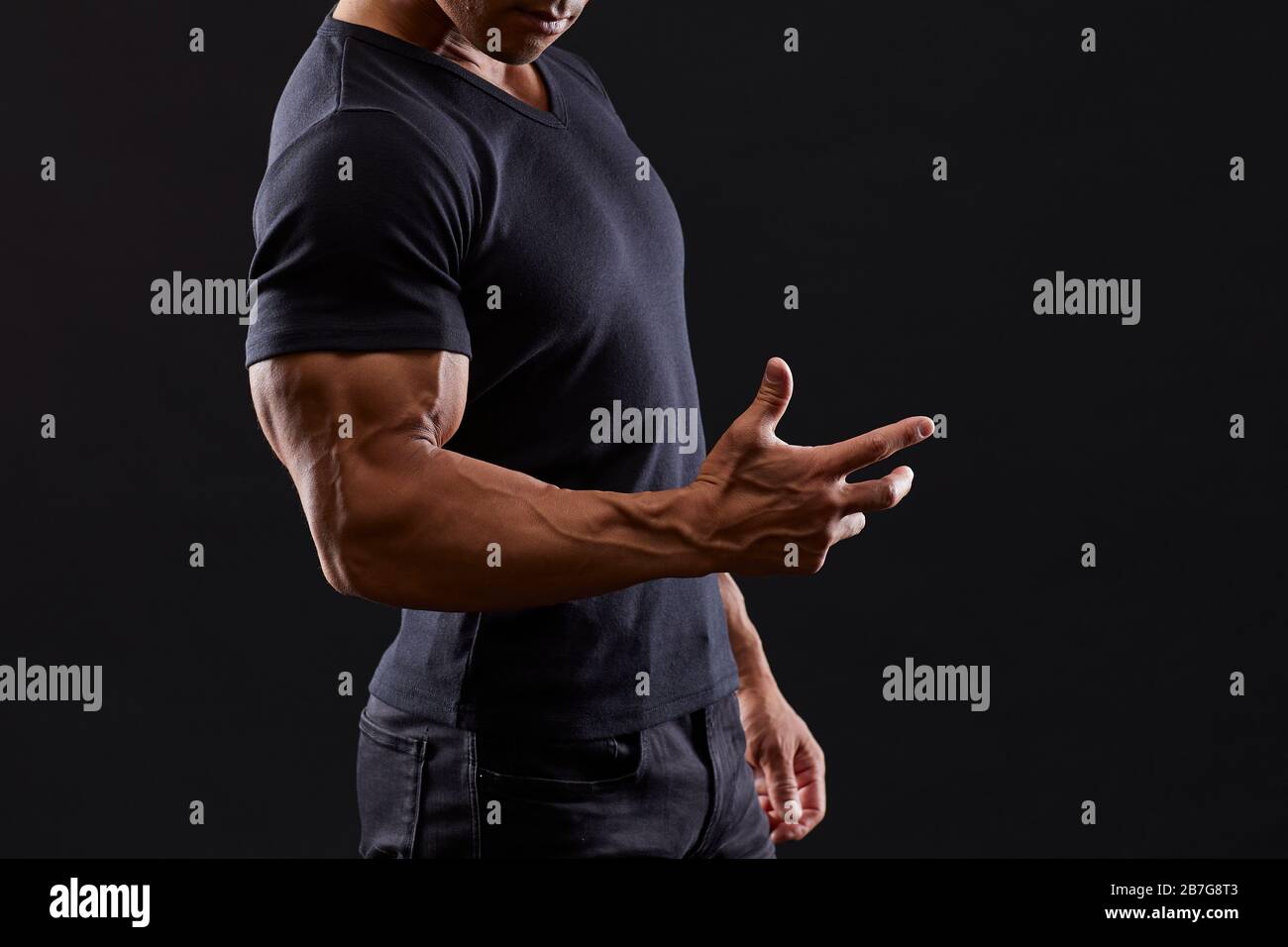Part bodybuilder men muscle hi-res stock photography and images - Alamy