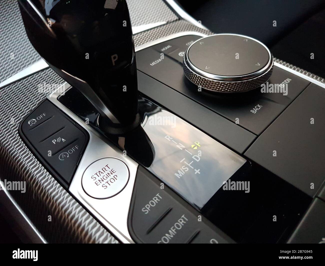 Modern car interior, gear stick Stock Photo - Alamy