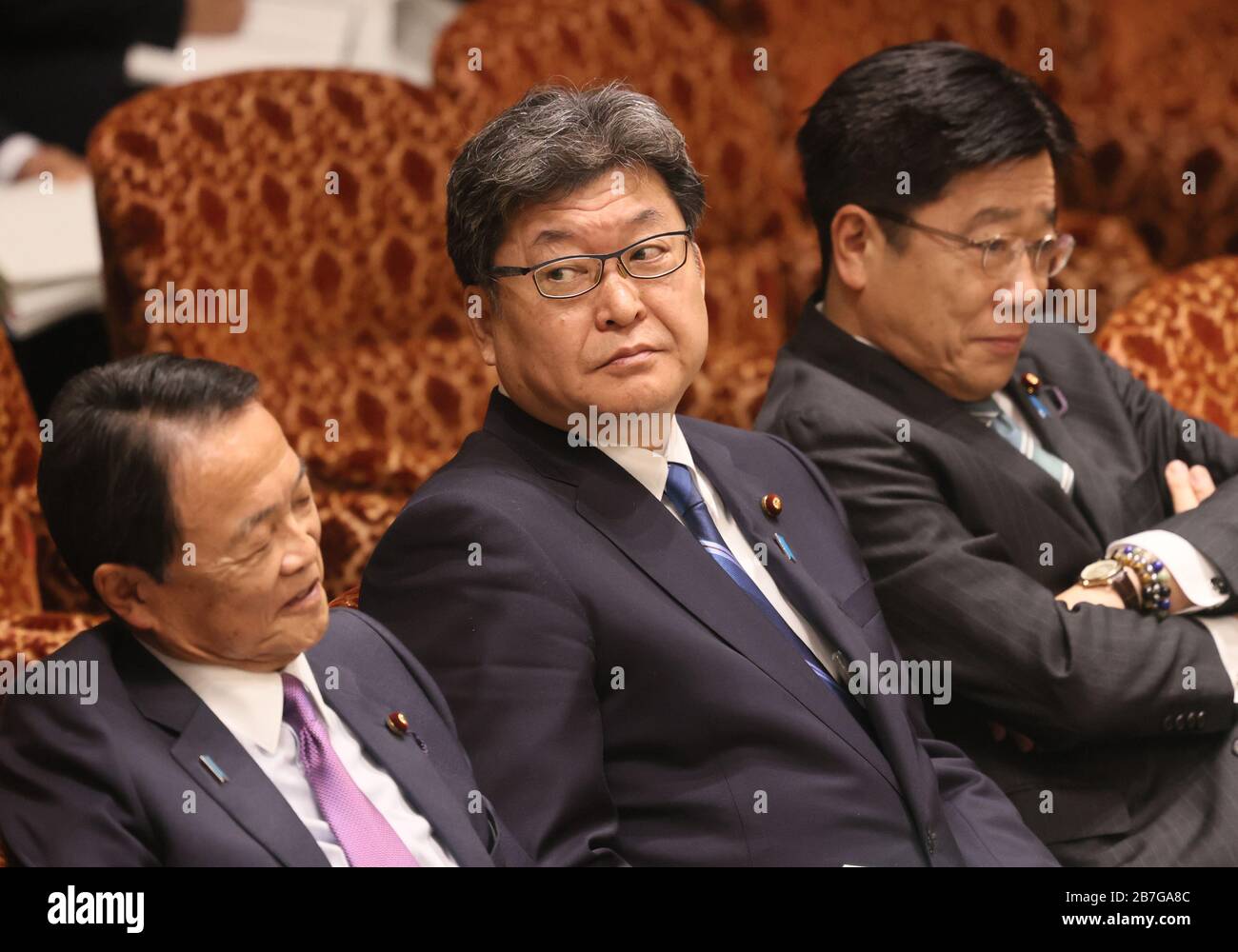 L r japanese finance minister taro hi-res stock photography and images ...