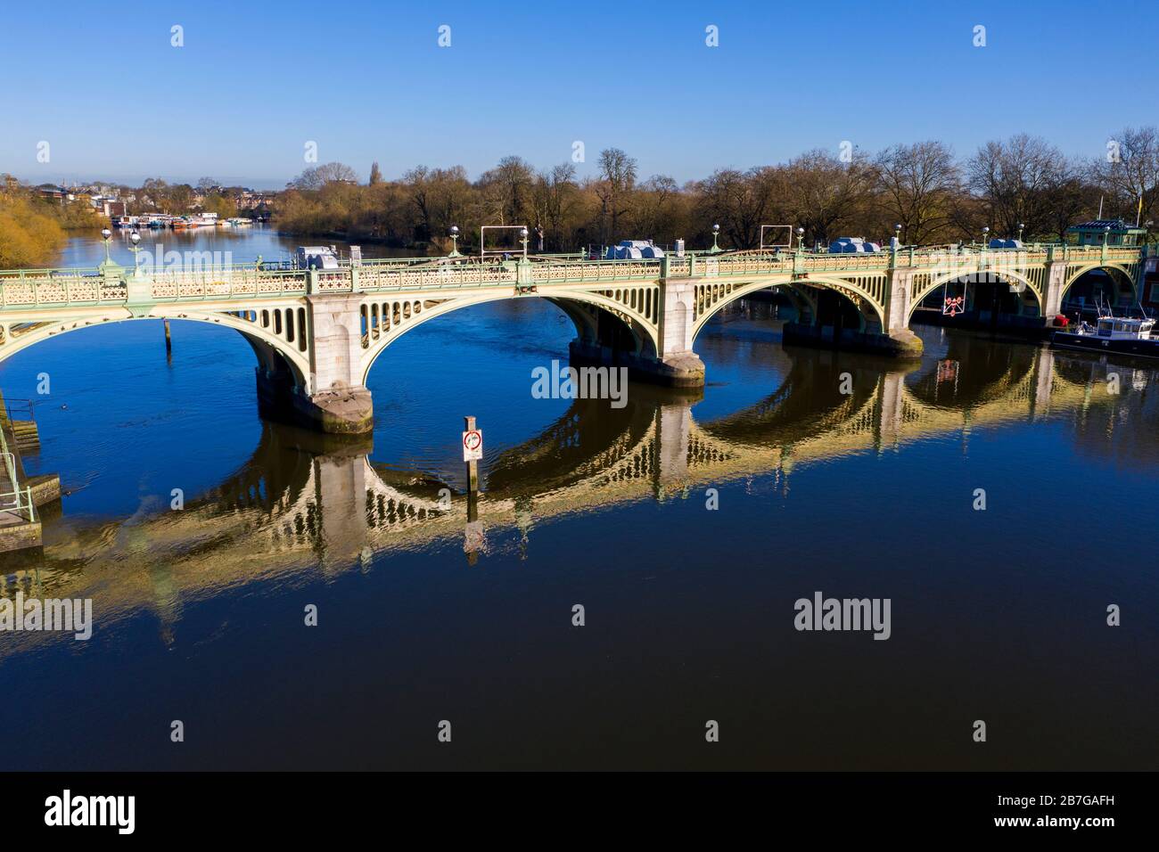 Victorian Richmond Lock reflecting on the River Thames, Richmond-upon ...