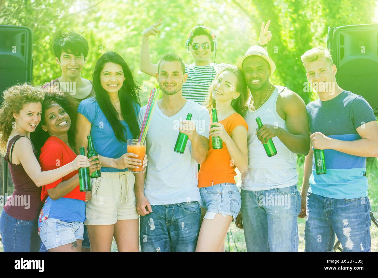 People sound system dancing hi-res stock photography and images - Alamy