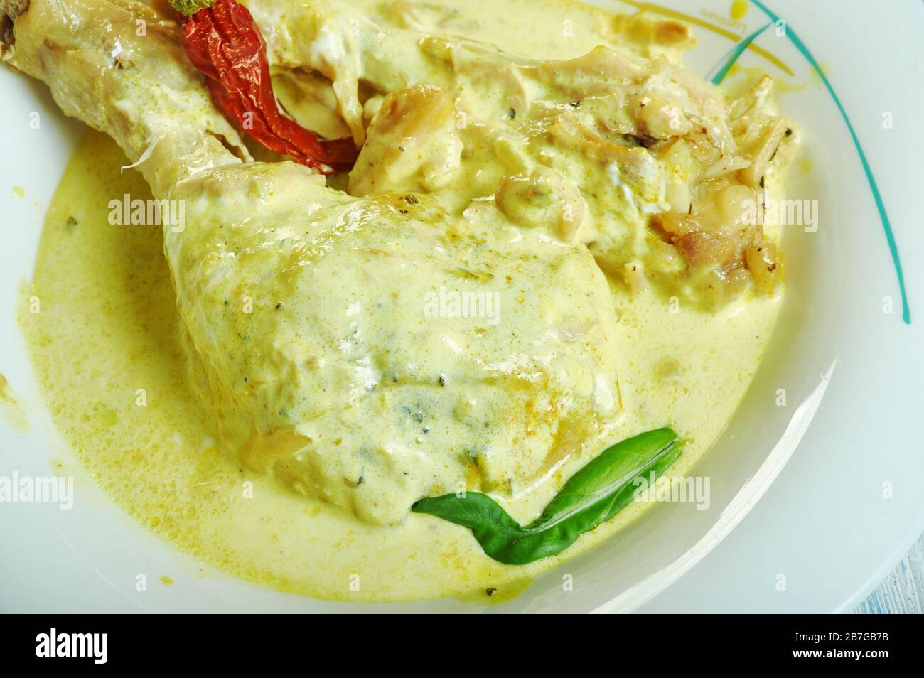 Kukul mas curry, Sri Lankan Chicken Curry, Sri Lankan cuisine ...