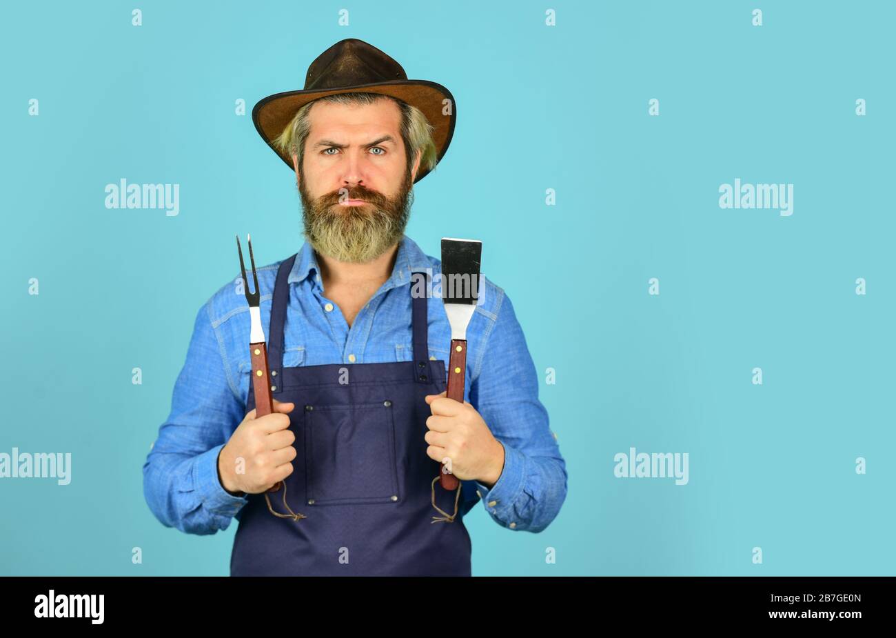 Farmer eating steak hi-res stock photography and images - Alamy