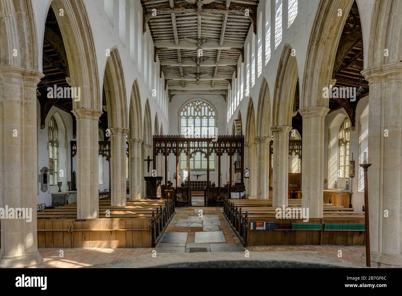 Suffolk church interior hi-res stock photography and images - Alamy