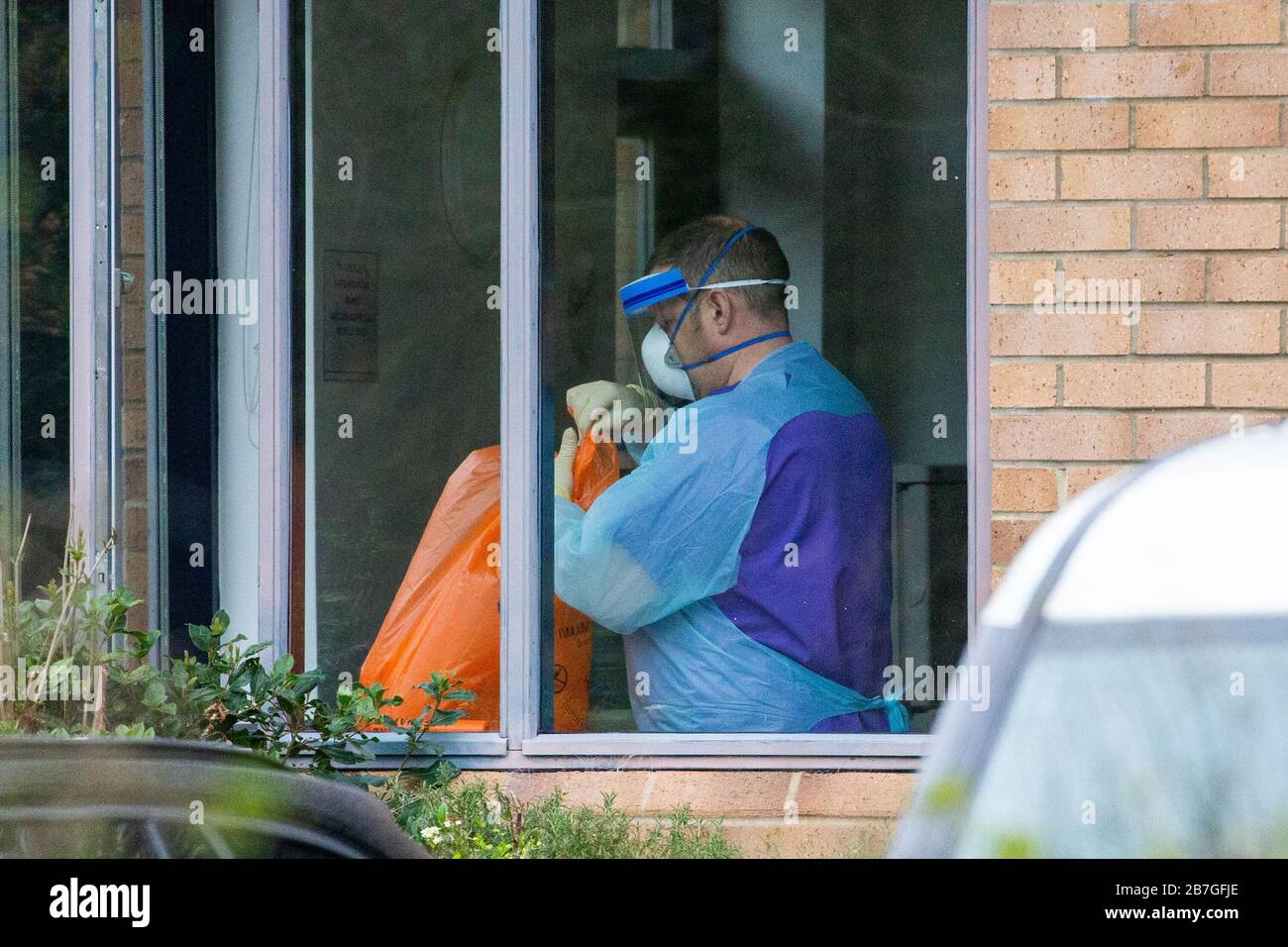 Nhs doctors surgery closed hi-res stock photography and images - Alamy