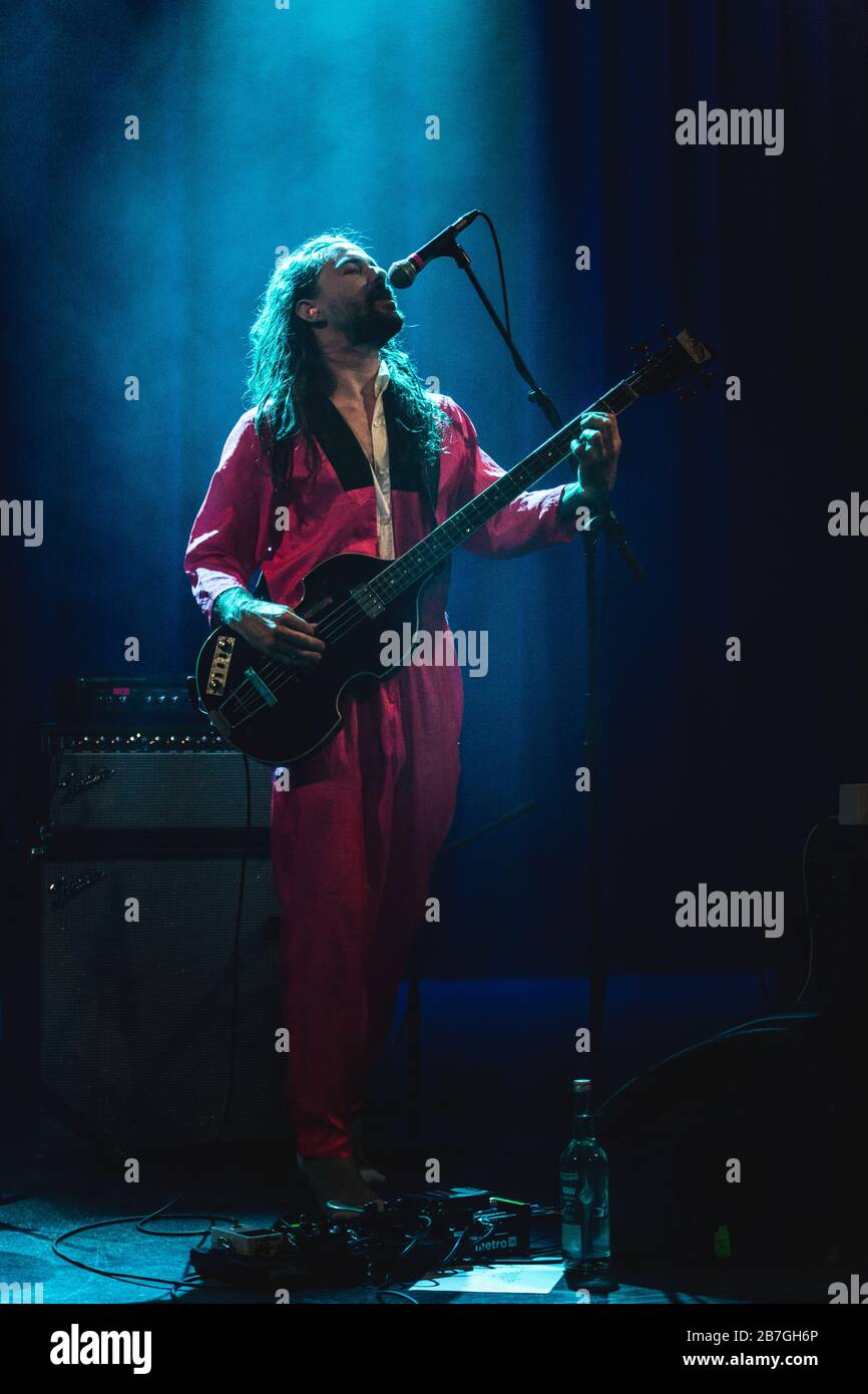 Big thief bass player hi-res stock photography and images - Alamy