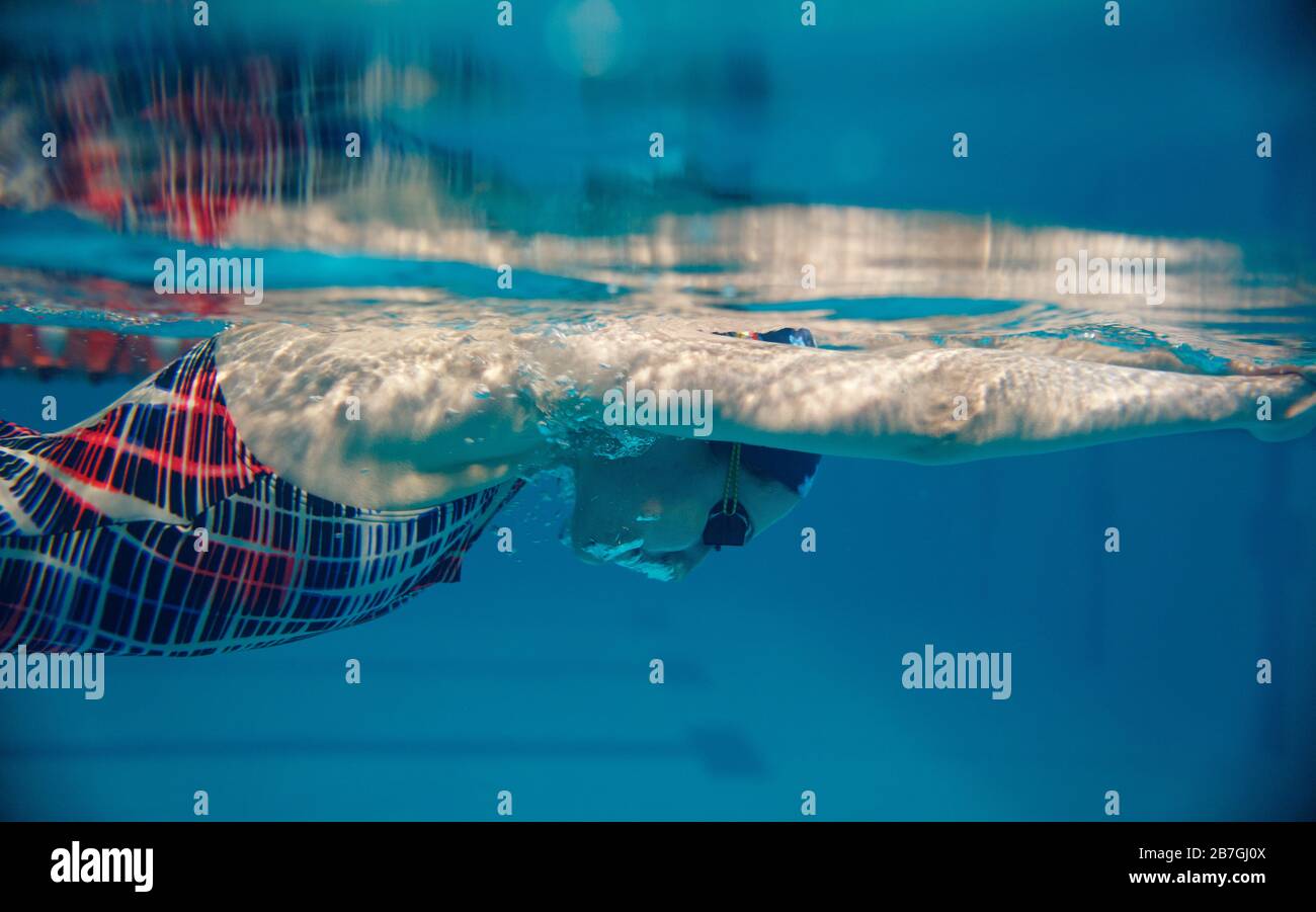 Woman Swimming Underwater High Resolution Stock Photography and Images ...