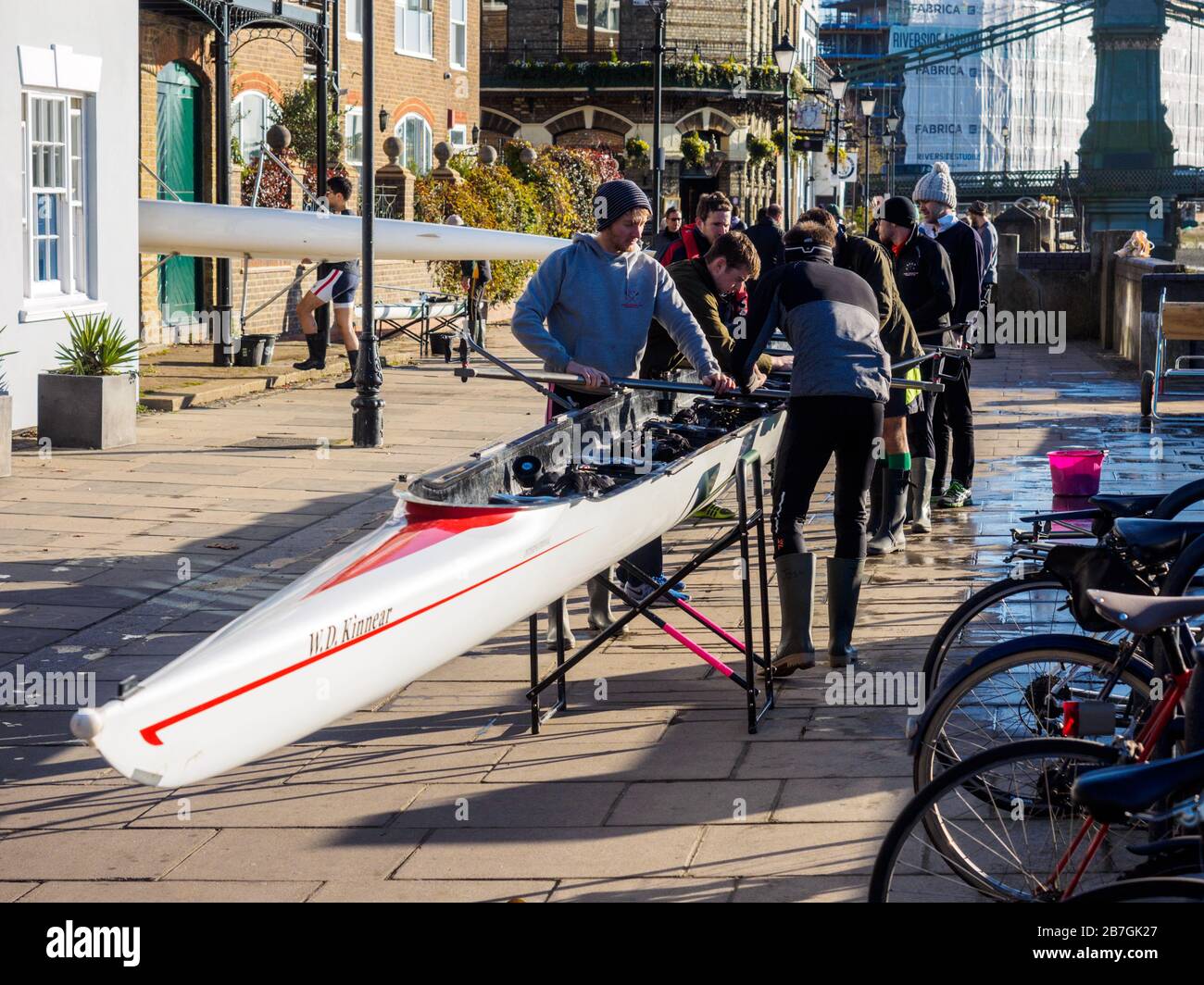 Sculling boat hi-res stock photography and images - Alamy