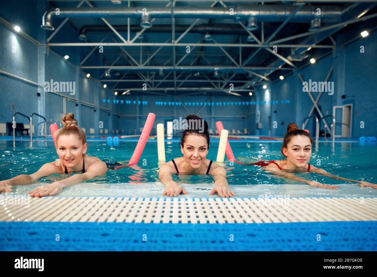 Aqua fit group hi-res stock photography and images - Alamy