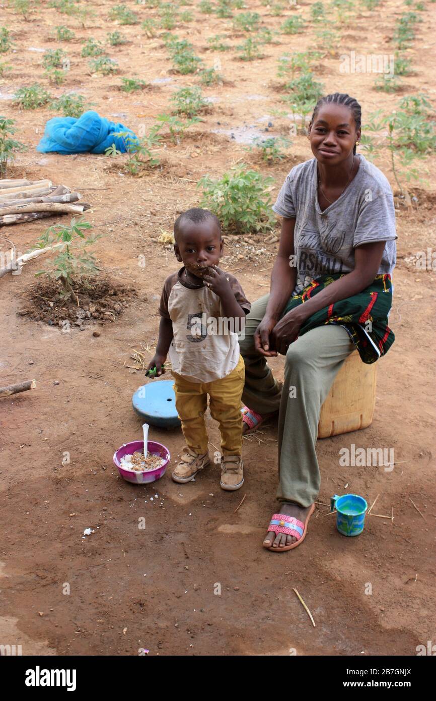Peanuts senegal hi-res stock photography and images - Alamy