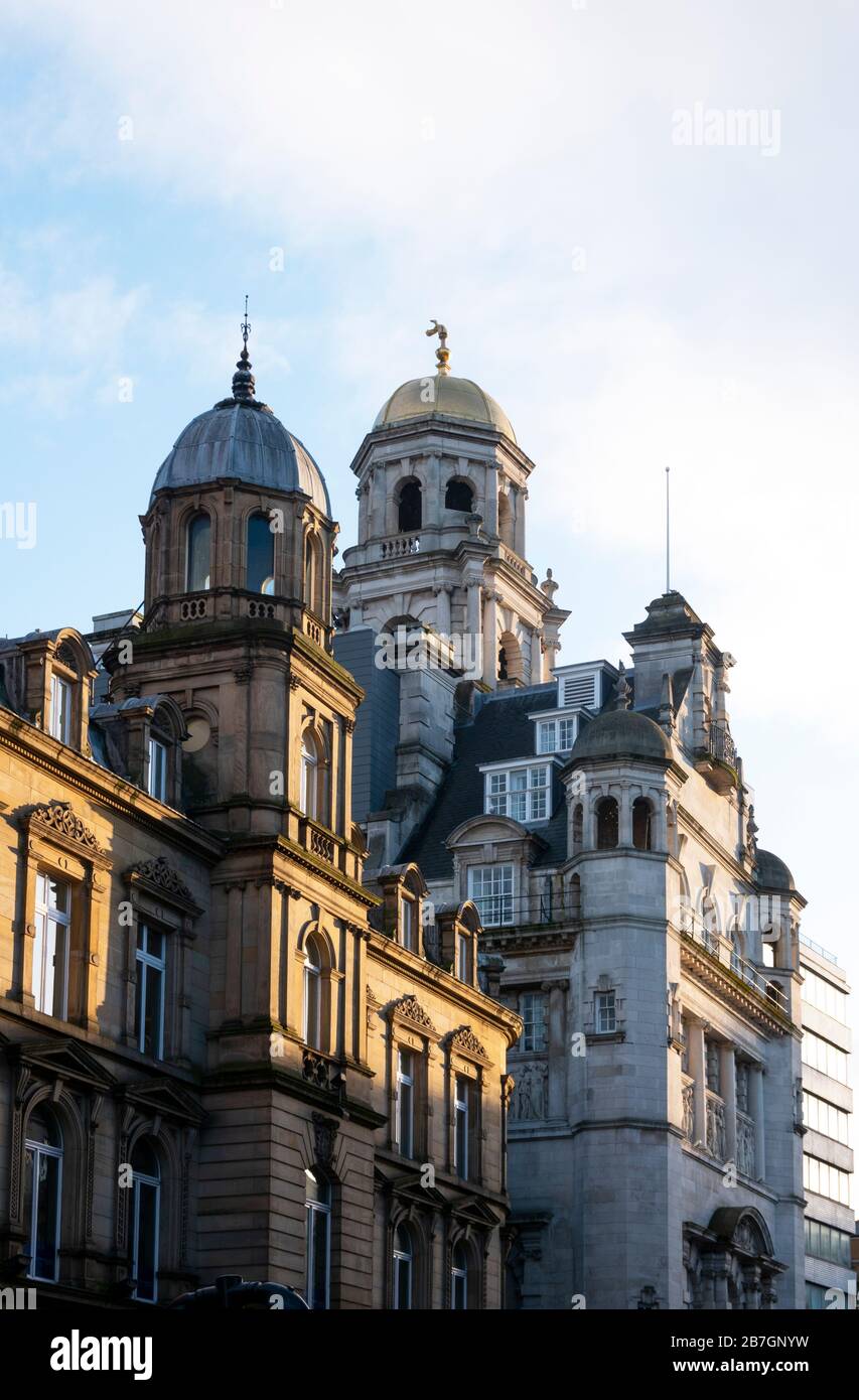 Listed buildings vertical hi-res stock photography and images - Alamy