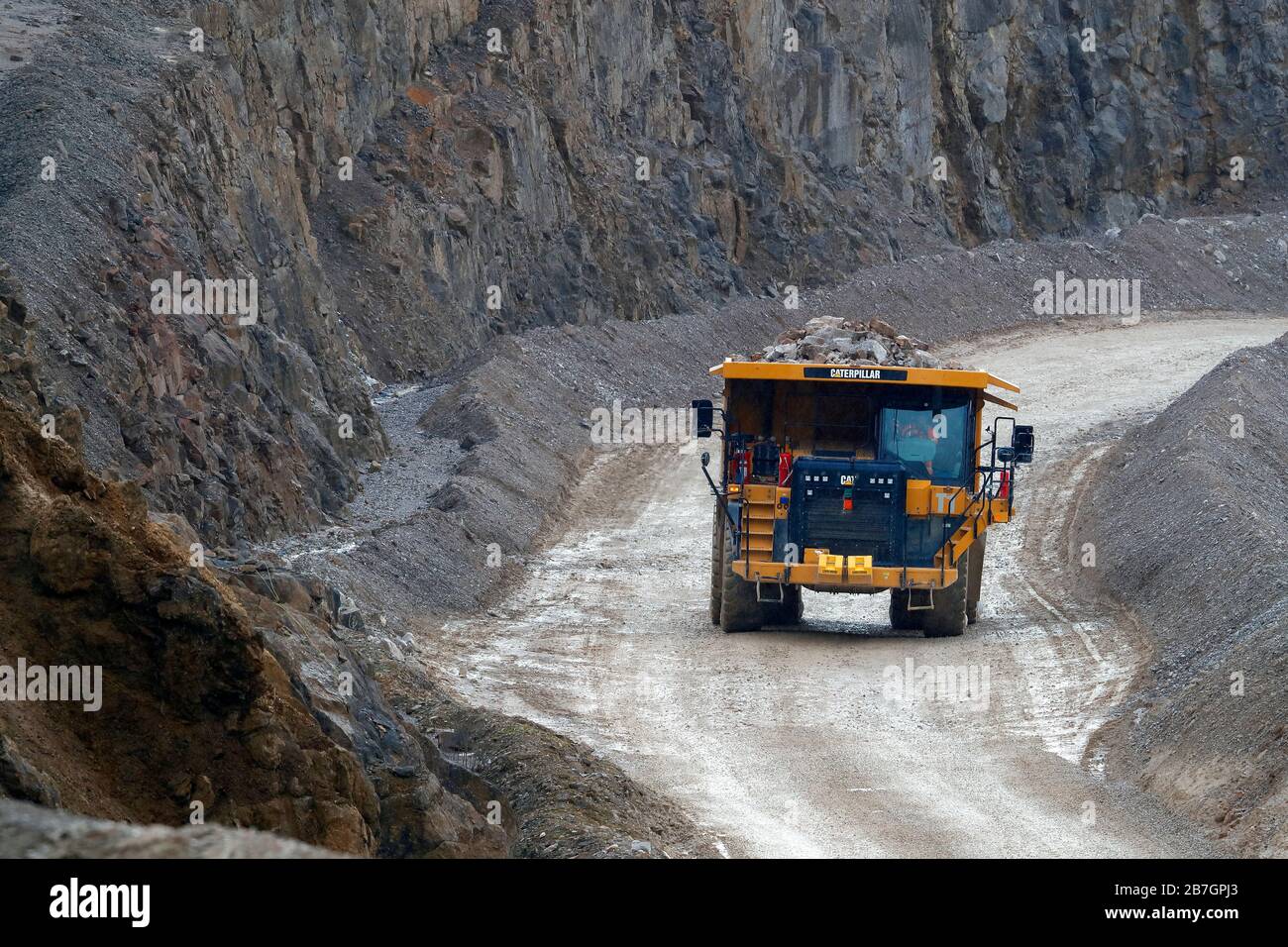 A Caterpillar 775G truck working in Coldstones Quarry, Greenhow Hill ...