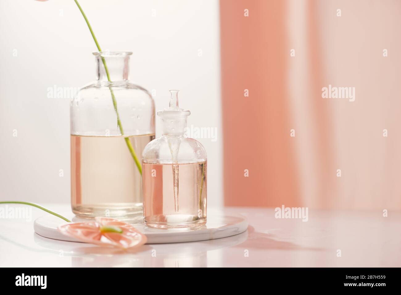 Perfume distillation hi-res stock photography and images - Alamy