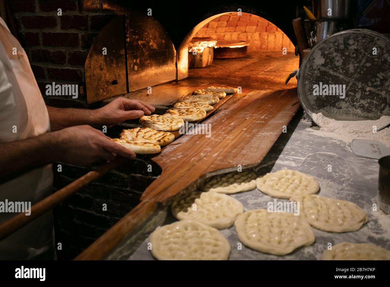 Turkish bakery oven hi-res stock photography and images - Alamy