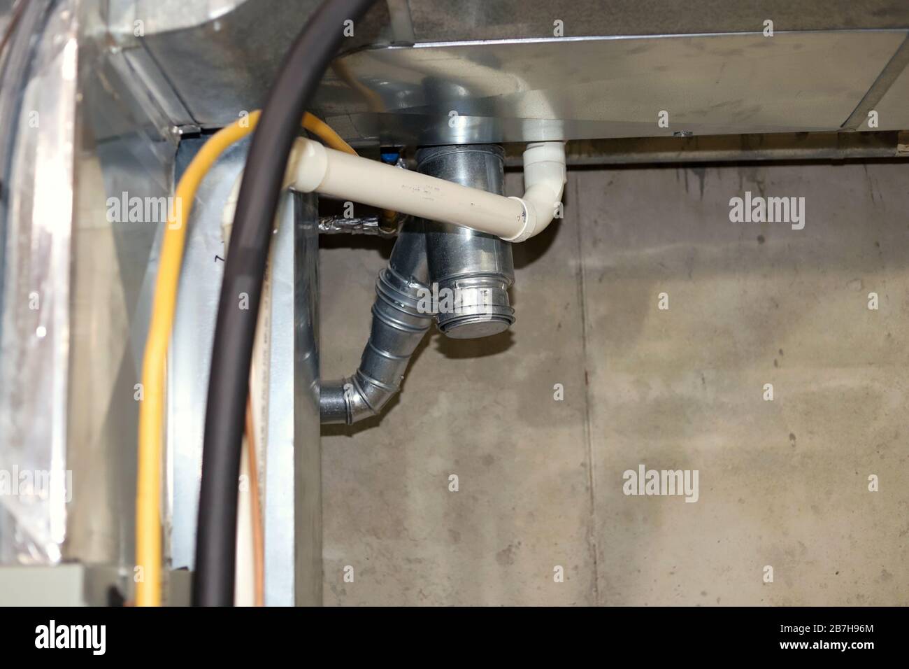 Pvc pipe hi-res stock photography and images - Alamy