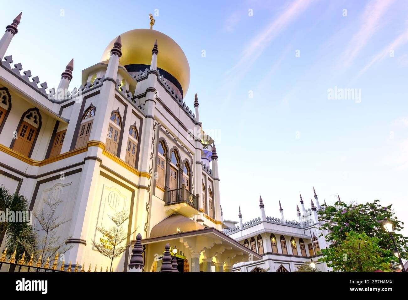 Singapore-13 MAR 2020:Street view of Singapore with Masjid Sultan. The ...
