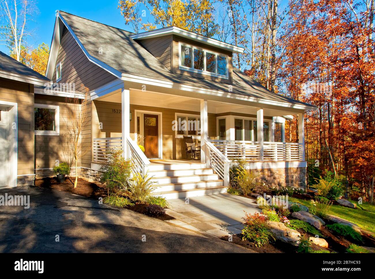 Enclosed front porch hi-res stock photography and images - Alamy