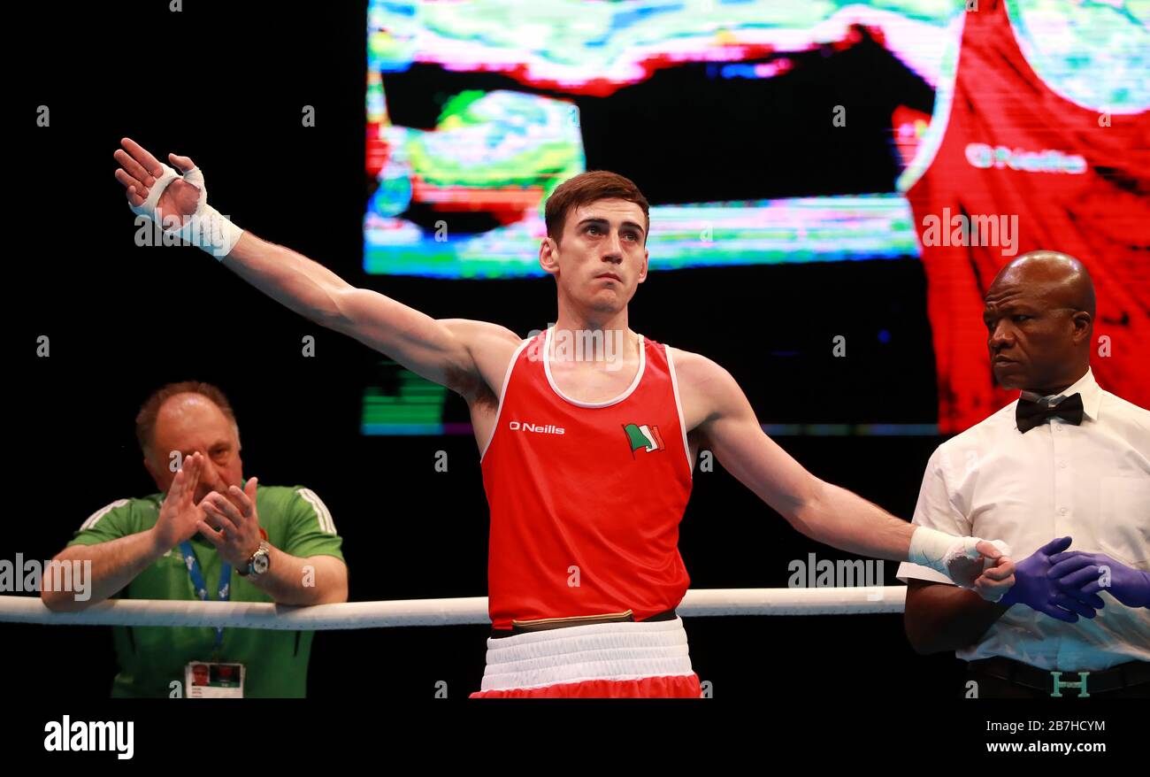 Ireland's Aiden Walsh reacts after victory against Estonia's Pavel ...
