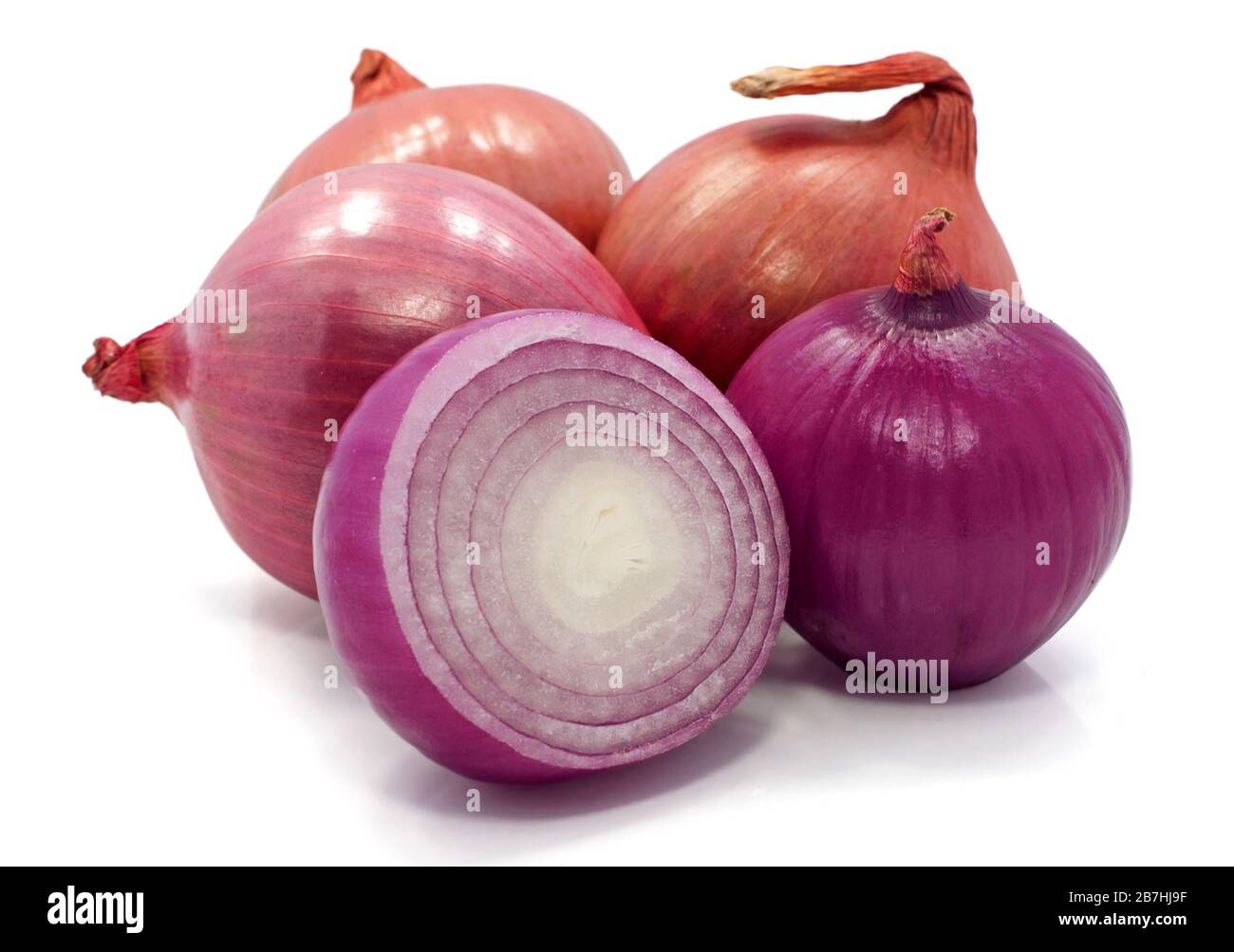 Red onion isolated on white background Stock Photo - Alamy