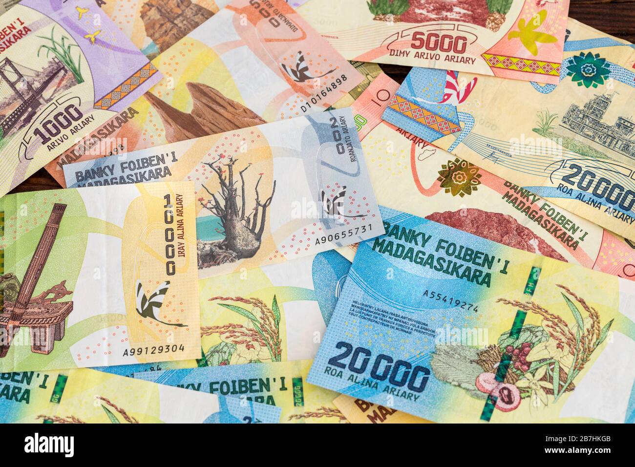 Madagascar money / ariary banknotes Stock Photo - Alamy