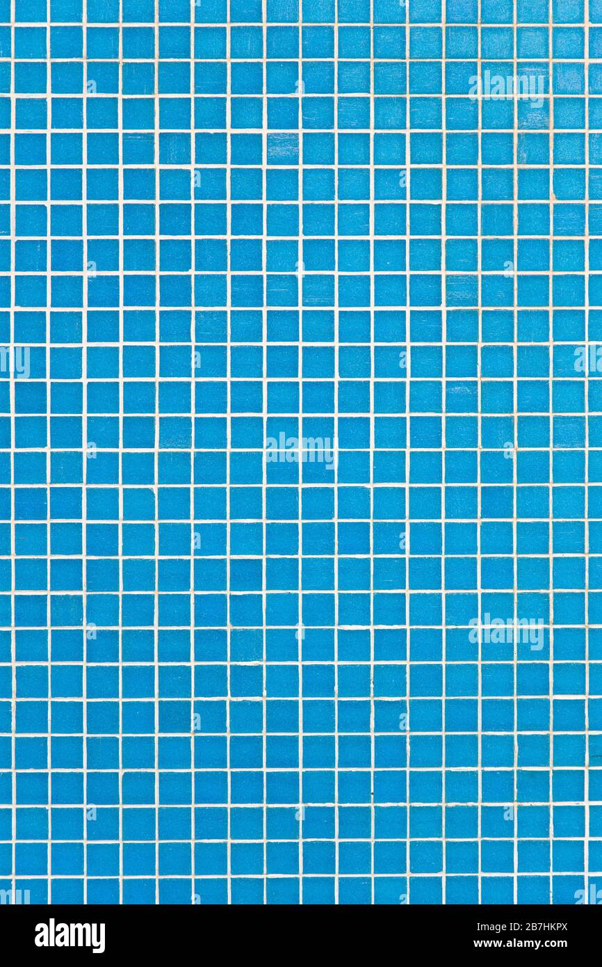 Blue and white patterned tiles hi-res stock photography and images - Alamy
