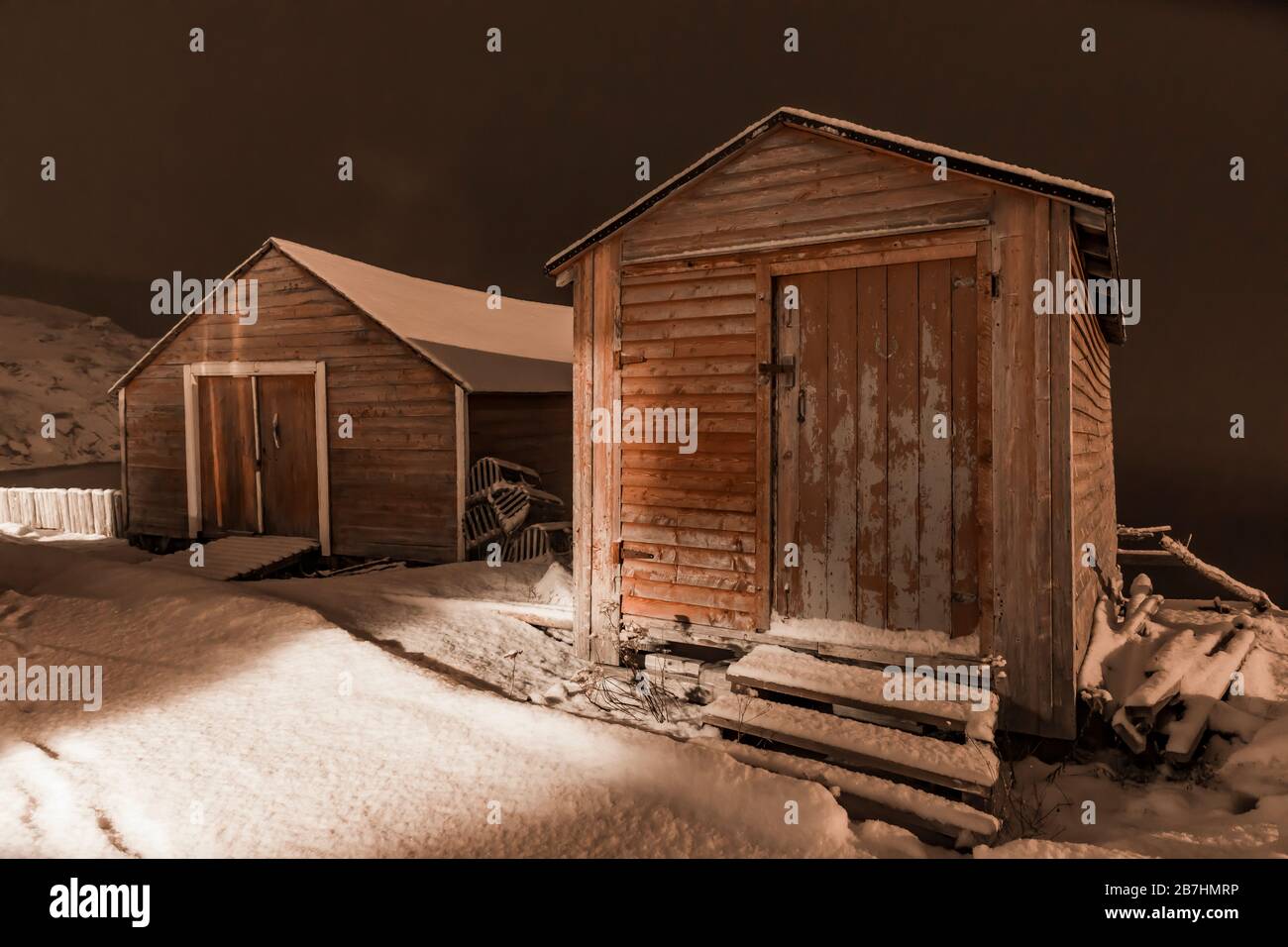 Fishing stage used in the newfoundland hi-res stock photography and ...