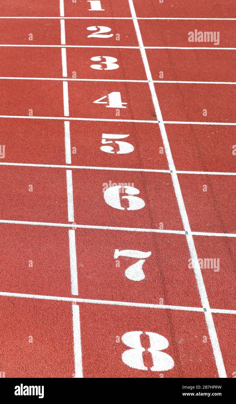 Number 4 finish hi-res stock photography and images - Alamy
