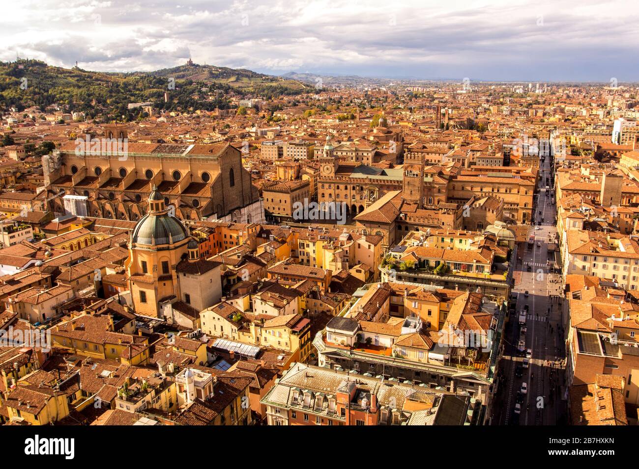 Bologna italia hi-res stock photography and images - Alamy